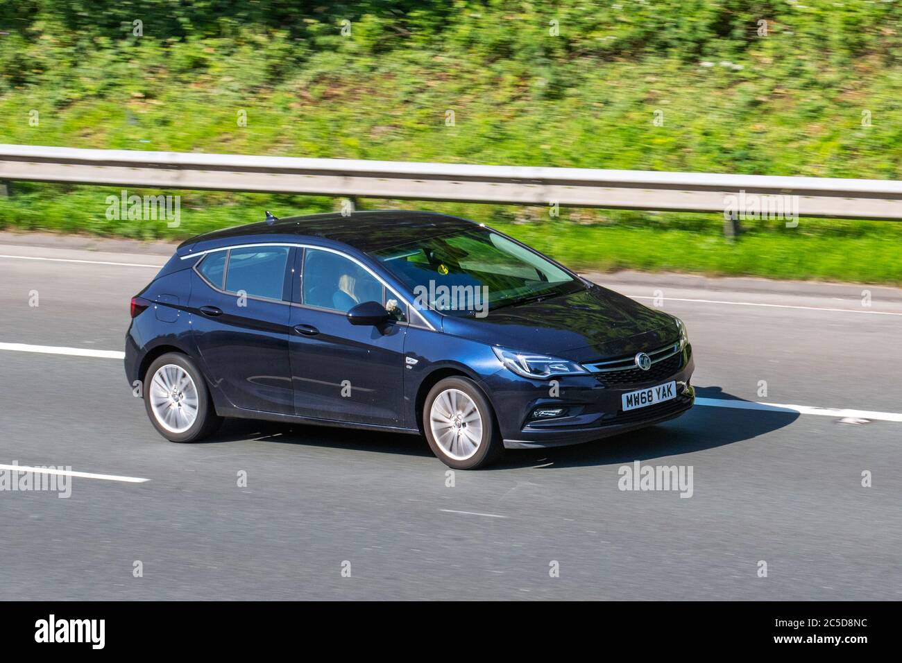 Vauxhall astra elite cars hi-res stock photography and images - Alamy