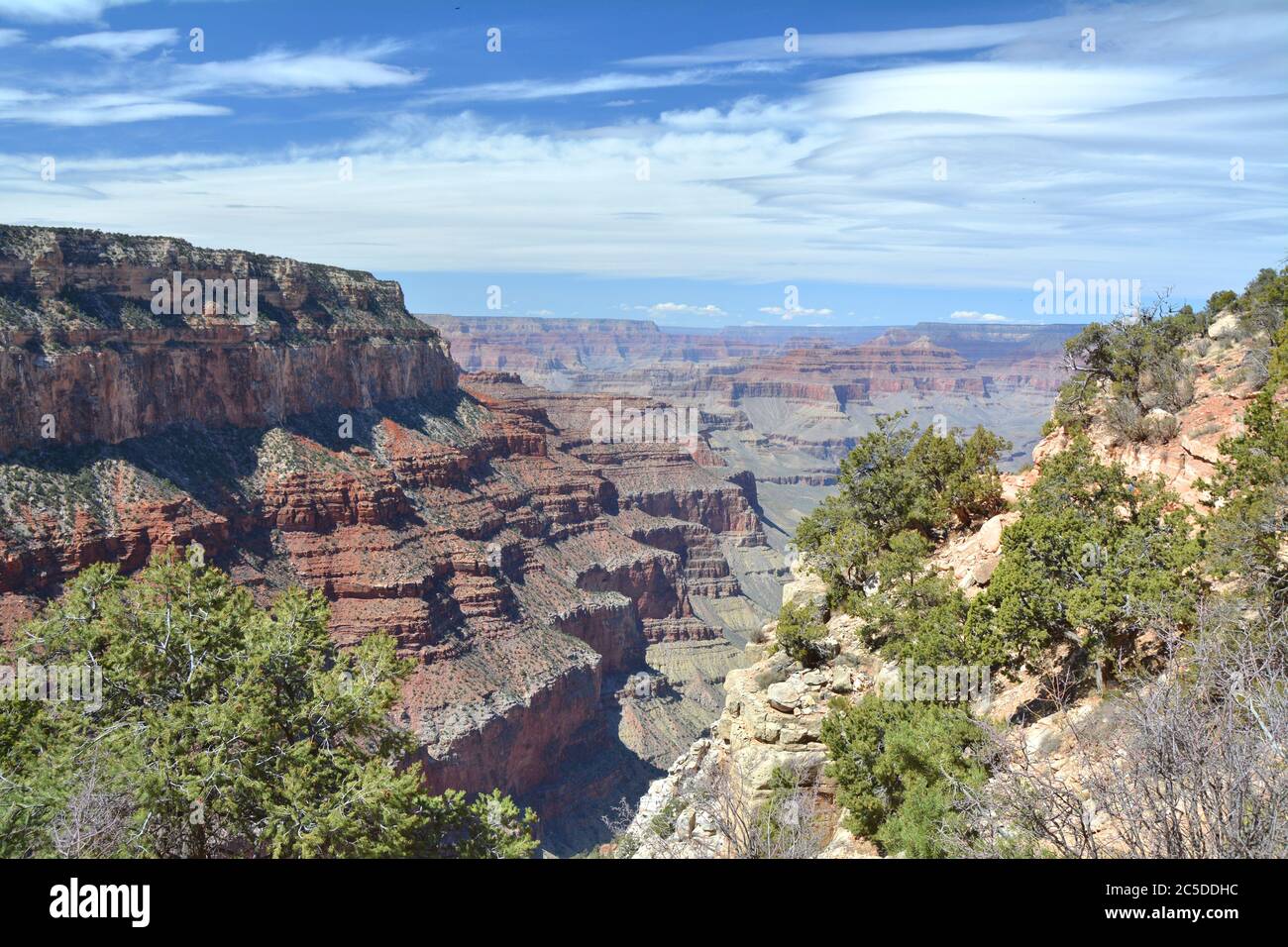 South Kaibab trail into the Grand Canyon bottom. Scenic landscape Stock ...