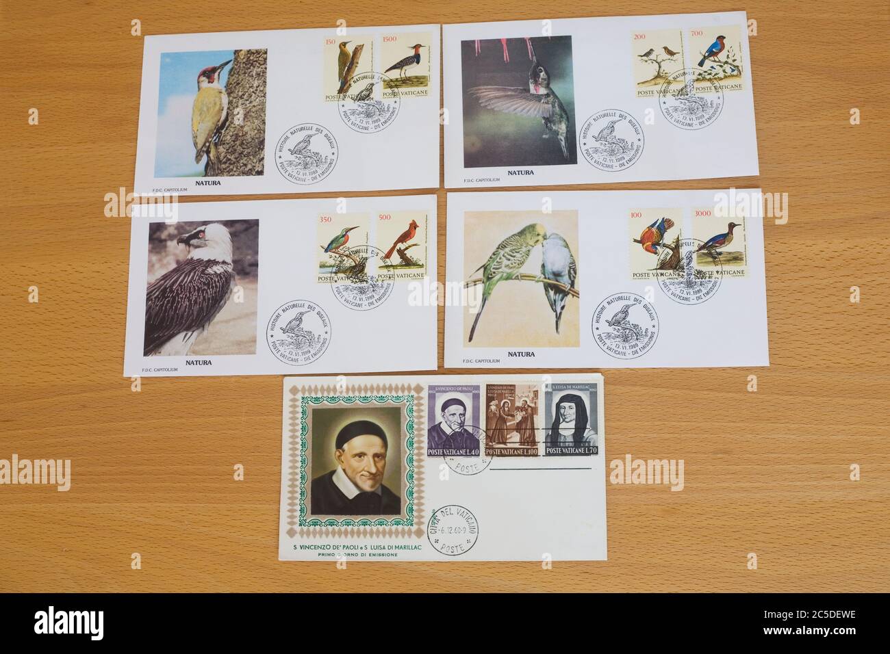 Postage stamp vatican city hi-res stock photography and images - Alamy