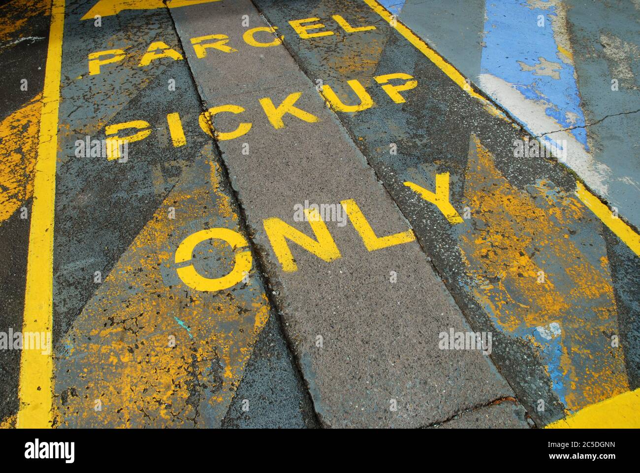 Warning up spray paint hi-res stock photography and images - Alamy