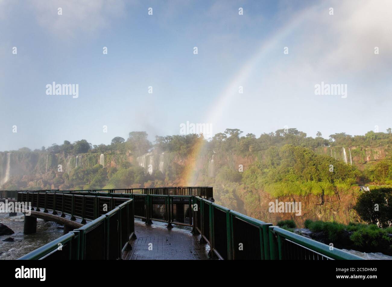 Curved waterfall hi-res stock photography and images - Alamy