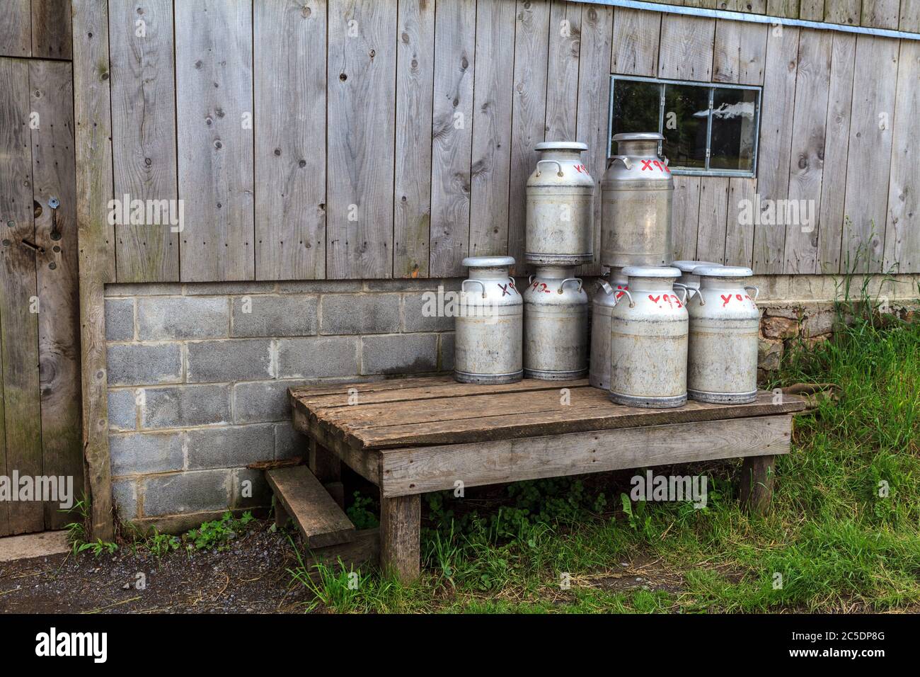 Antique milk sign hi-res stock photography and images - Alamy