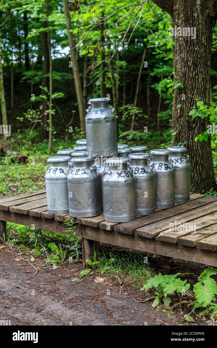 Milk loading hi-res stock photography and images - Alamy