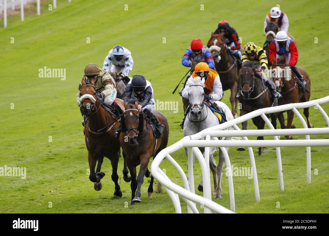 Prissy Missy and Paul Mulrennan (black and white silks) win the Follow ...