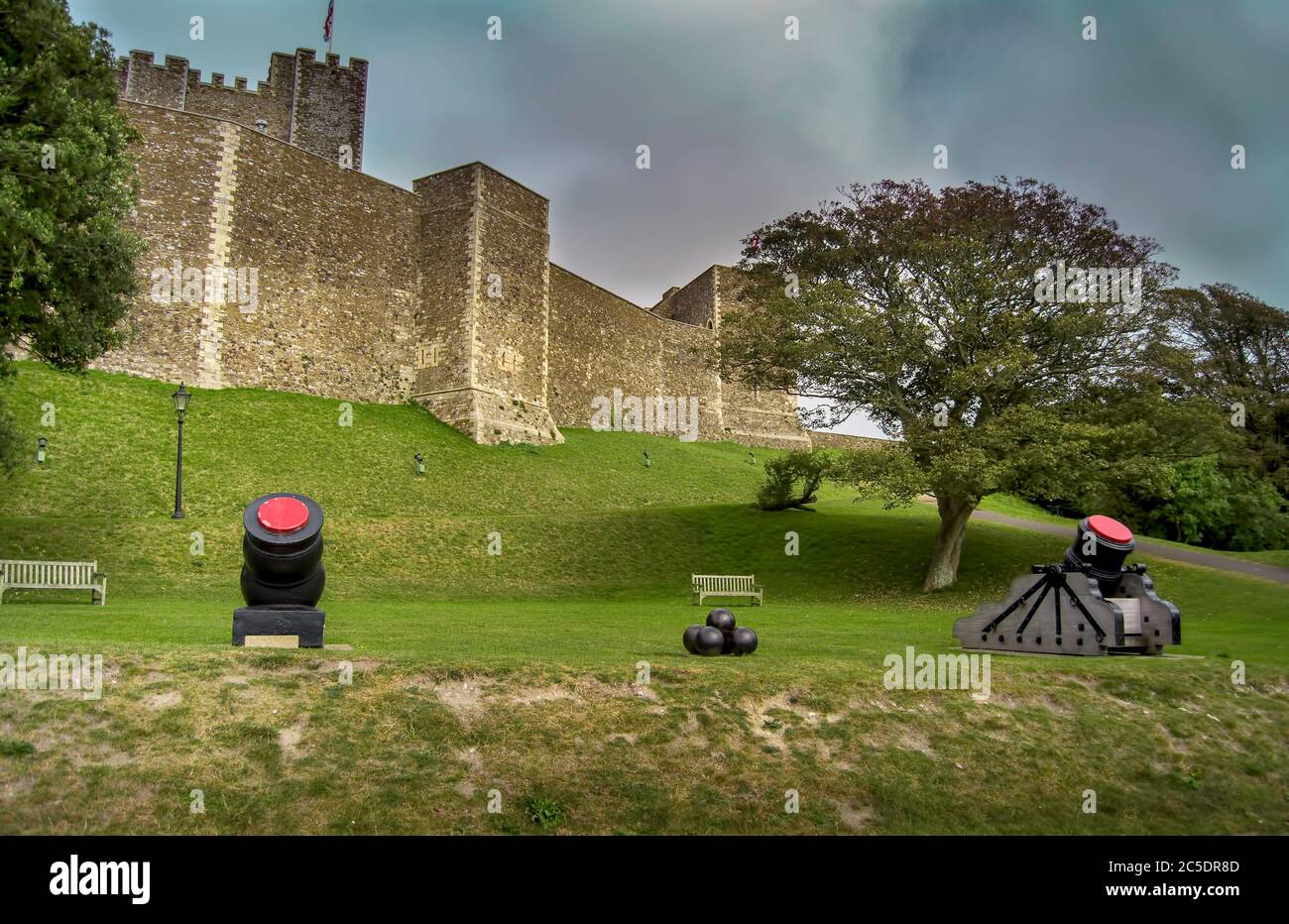 Medieval Dover castle with cannons in the foreground Stock Photo - Alamy