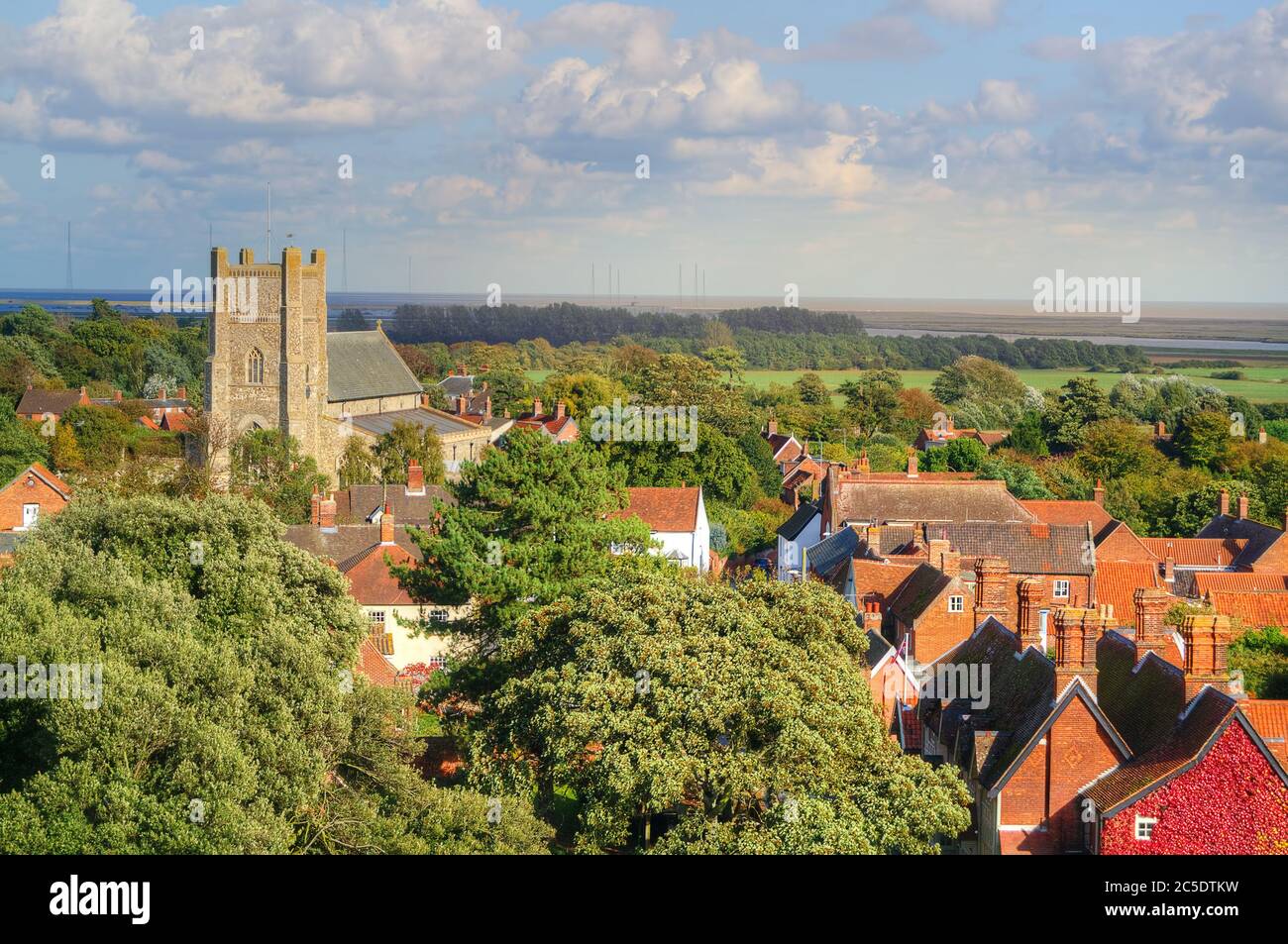 Typical english country town hi-res stock photography and images - Alamy
