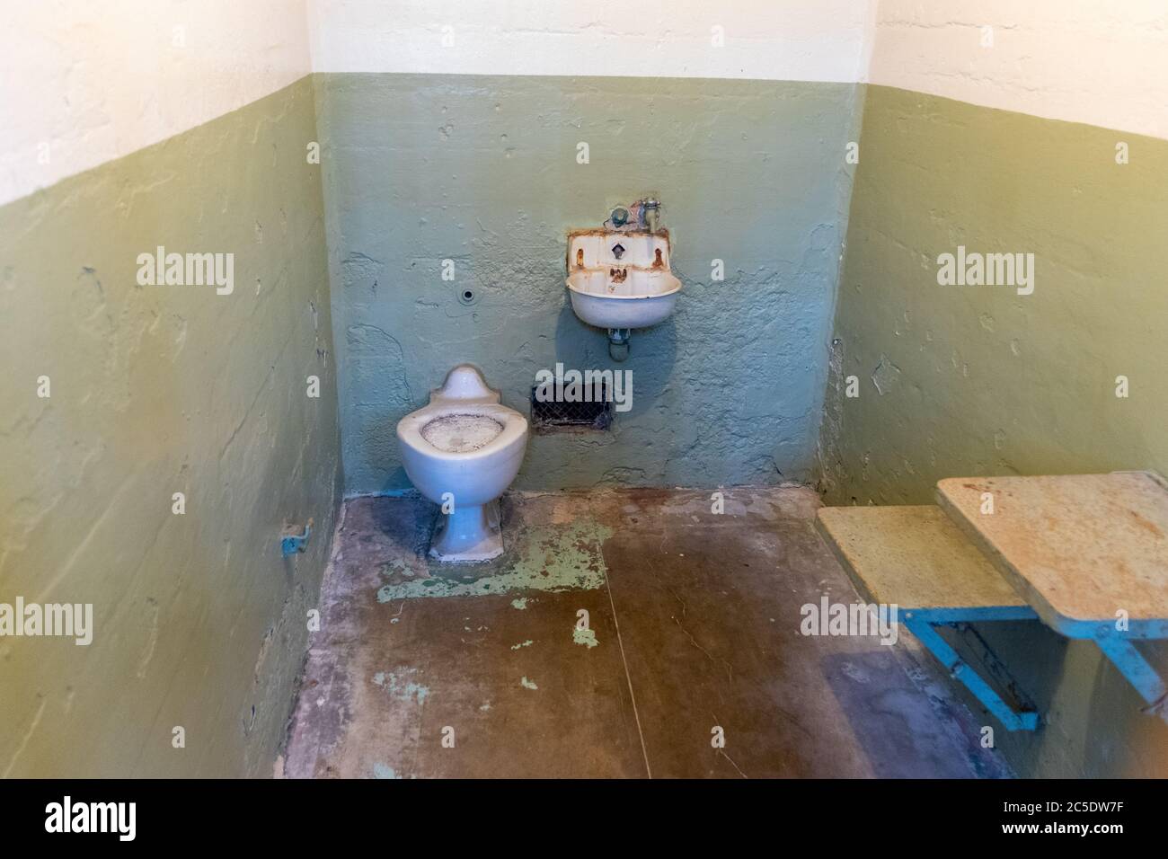 View of an individual cell, Alcatraz Prison Stock Photo - Alamy