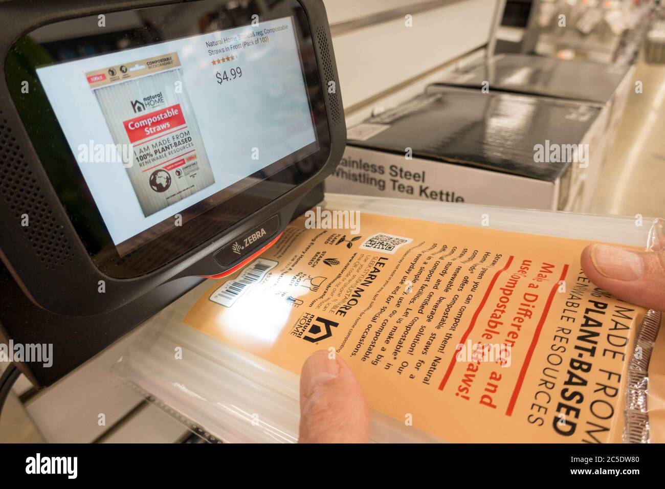 Self Service Price Checking Terminal, USA Stock Photo - Alamy