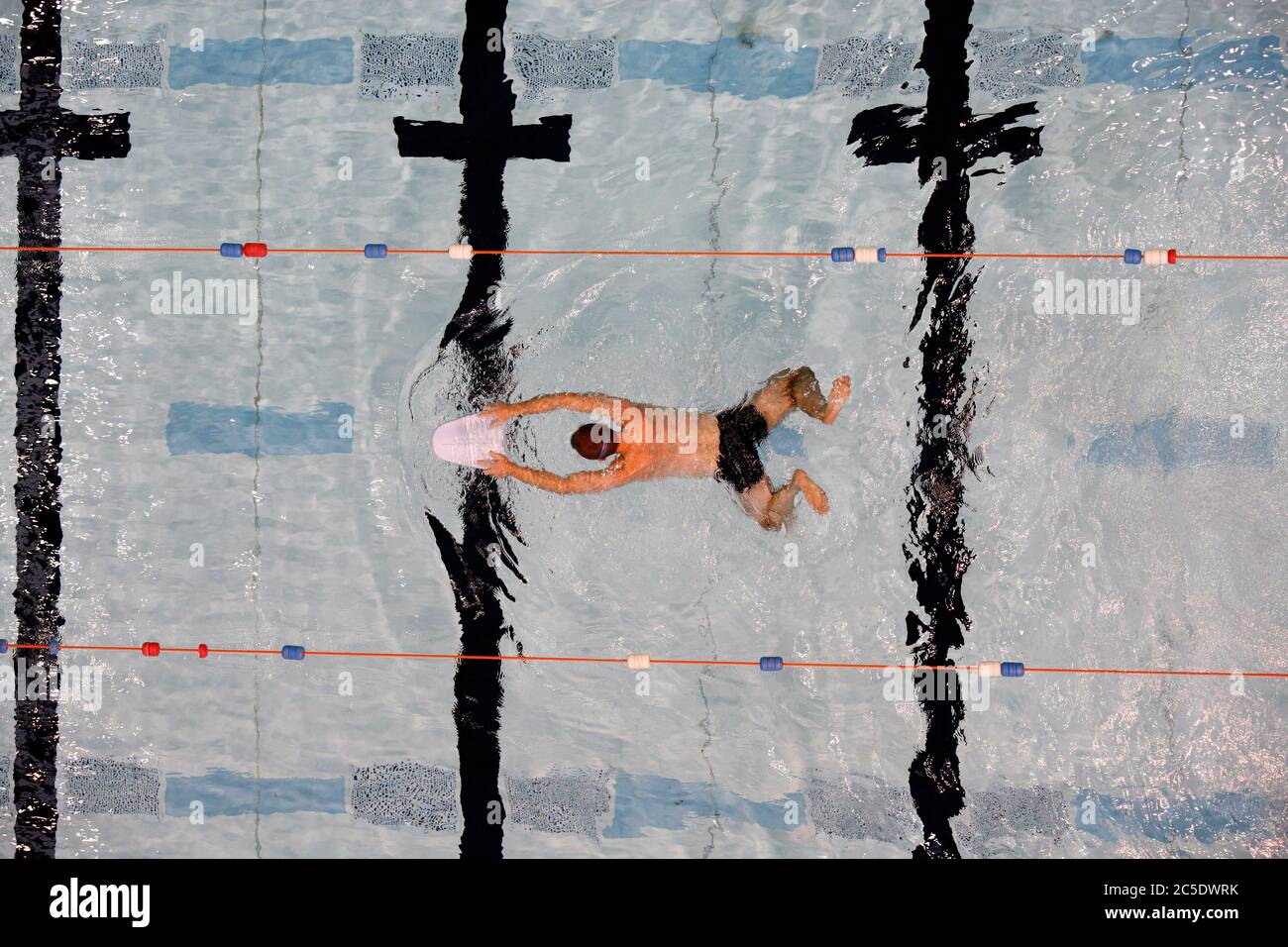 Journalist Ed Douglas taking swimming lessons at Sheffields' Ponds ...