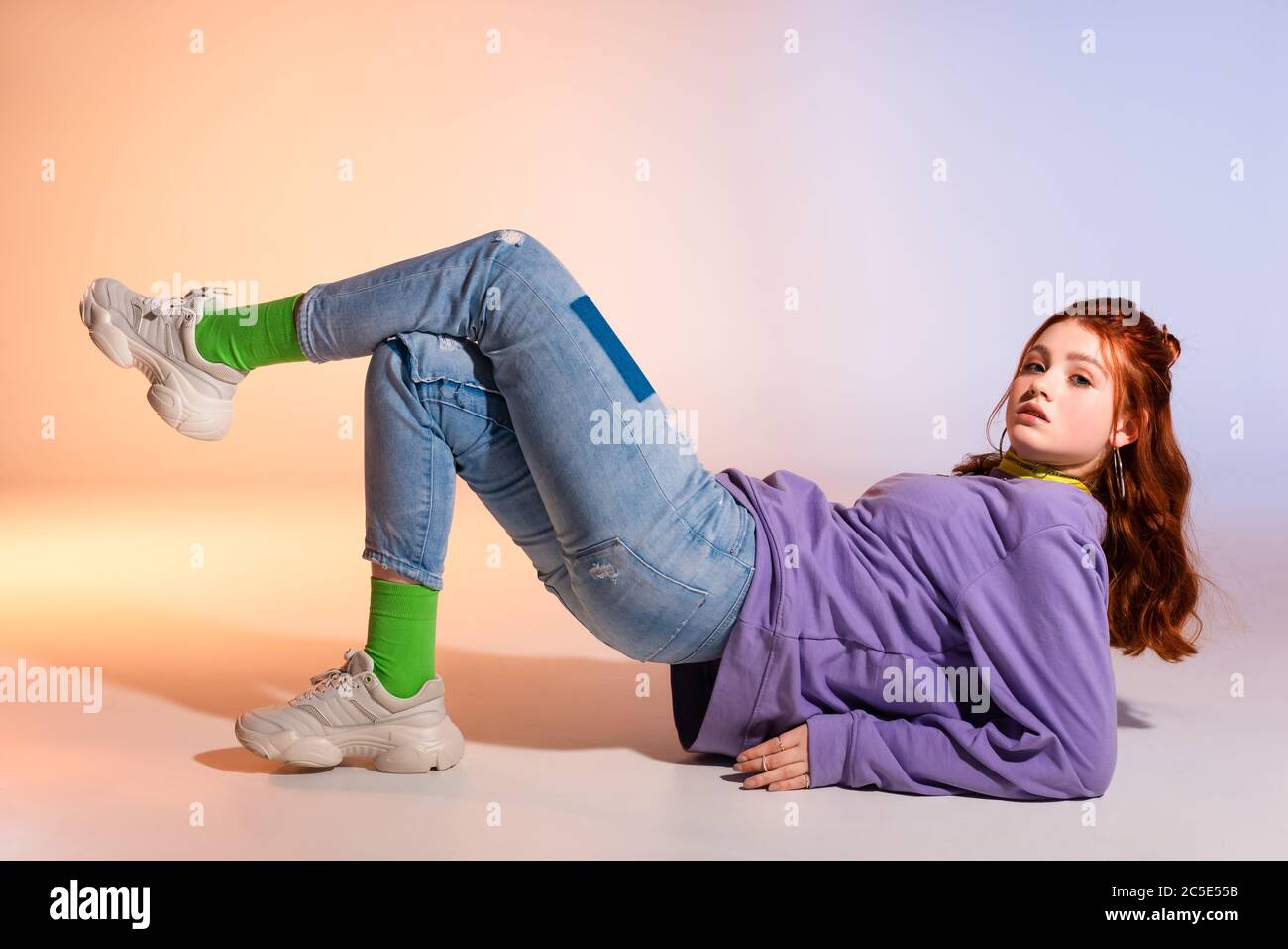 Beautiful sad teen hi-res stock photography and images - Alamy