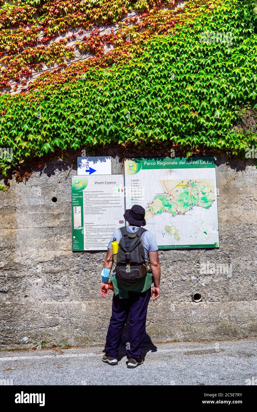 Ravello, Italy - The trekking route from Scala to Ravello in Amalfi ...