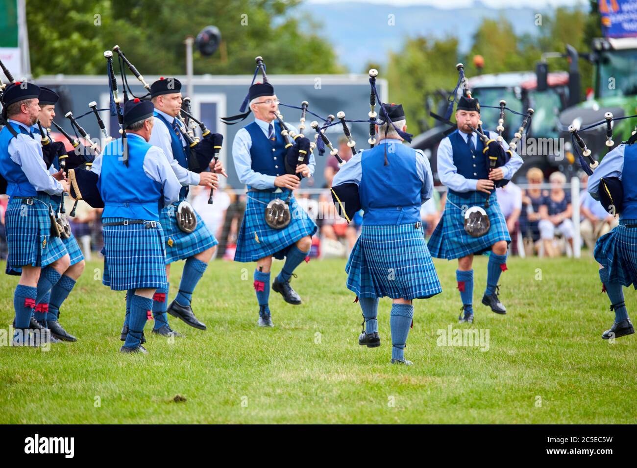 Raf Halton Pipes And Drums High Resolution Stock Photography and Images ...