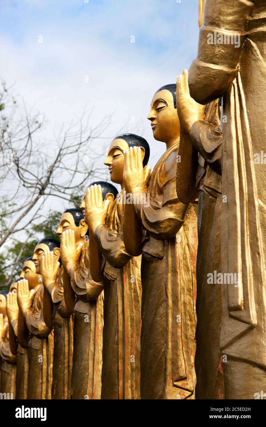 Buddhist monk statues hi-res stock photography and images - Alamy