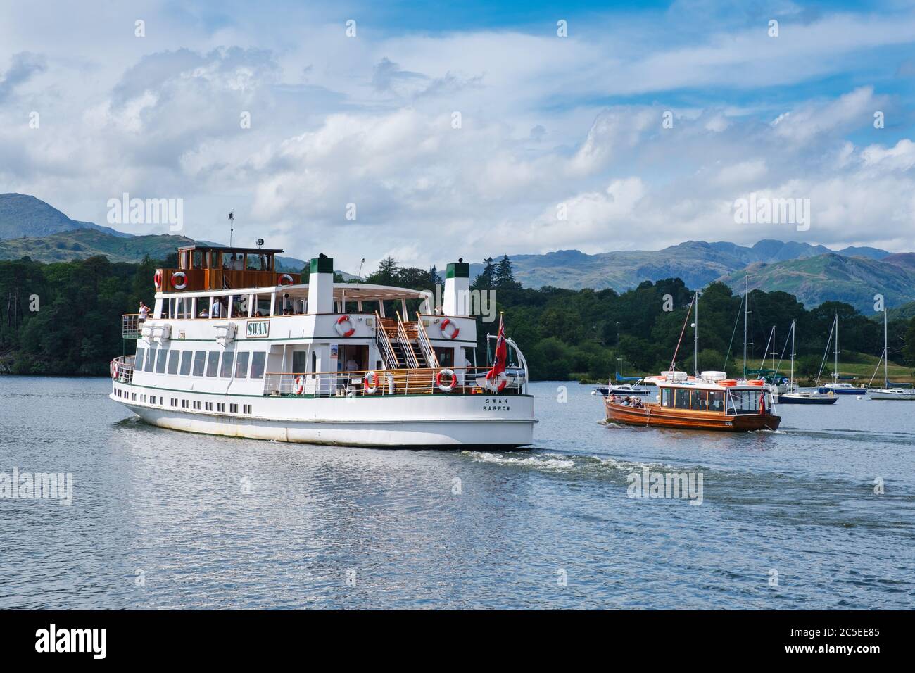 Traditional boat windermere hi-res stock photography and images - Alamy