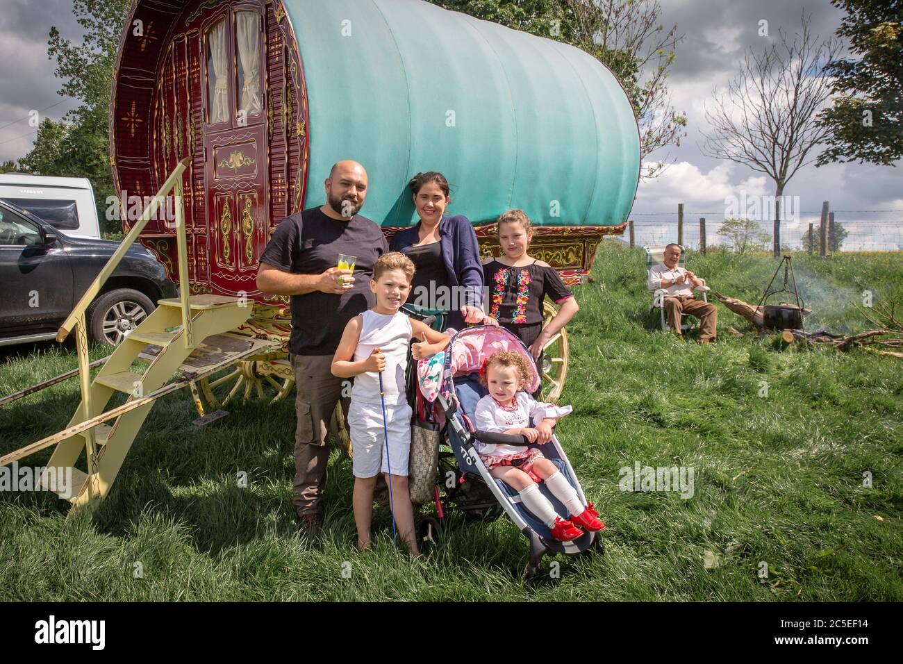 Gypsies camp hi-res stock photography and images - Alamy