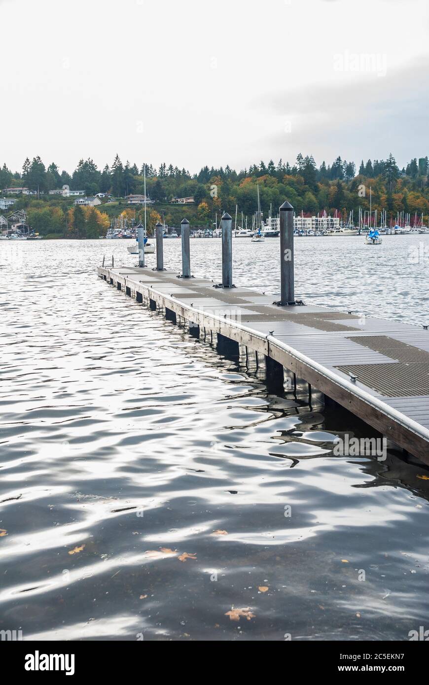 Dock grate hi-res stock photography and images - Alamy