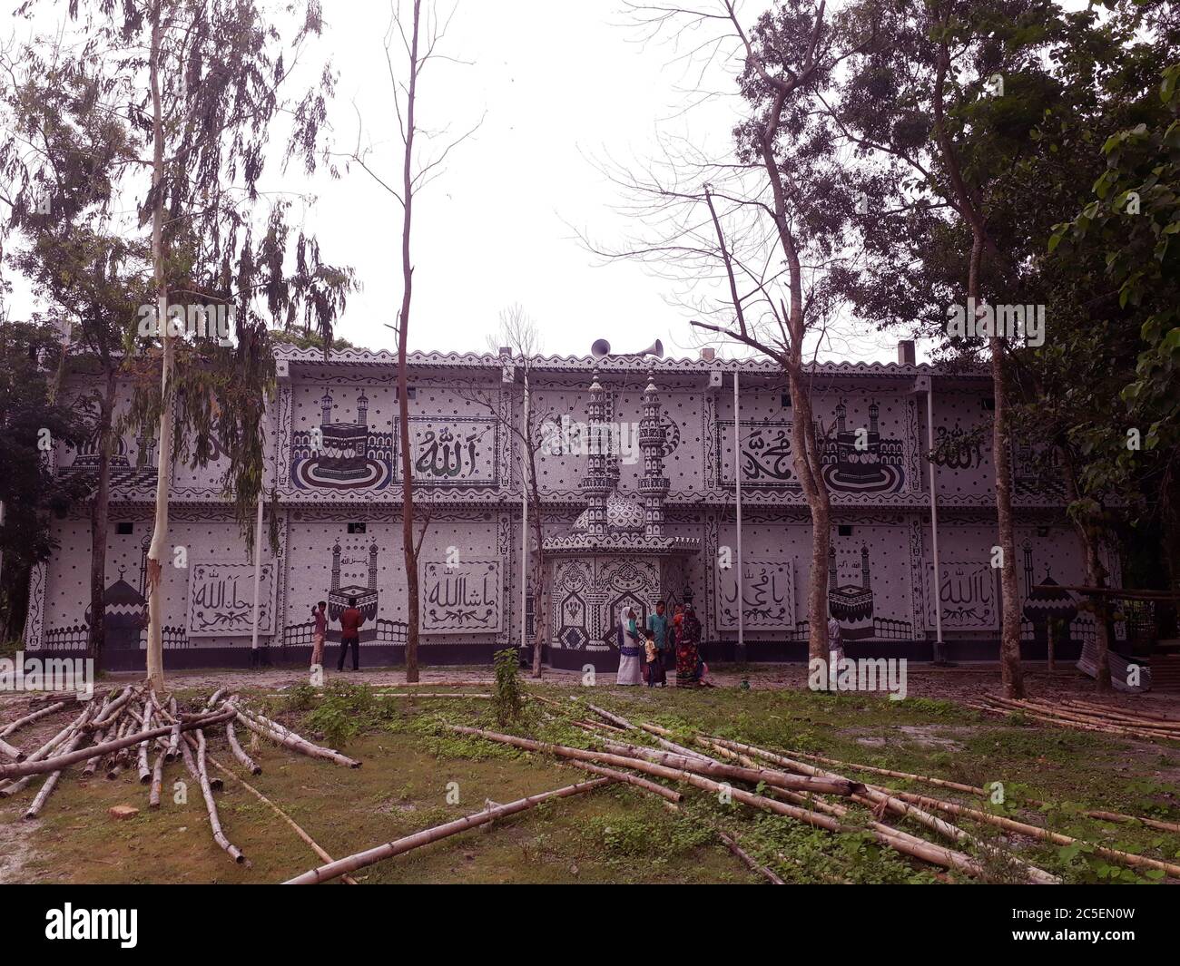 Mosque architecture of bangladesh hi-res stock photography and images ...
