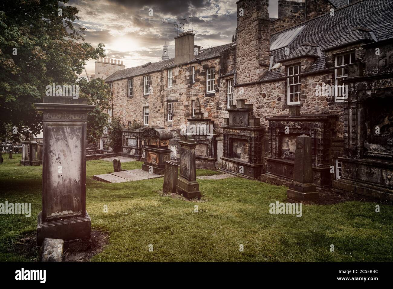 The Greyfriars Kirkyard cemetery in Edinburgh Stock Photo - Alamy