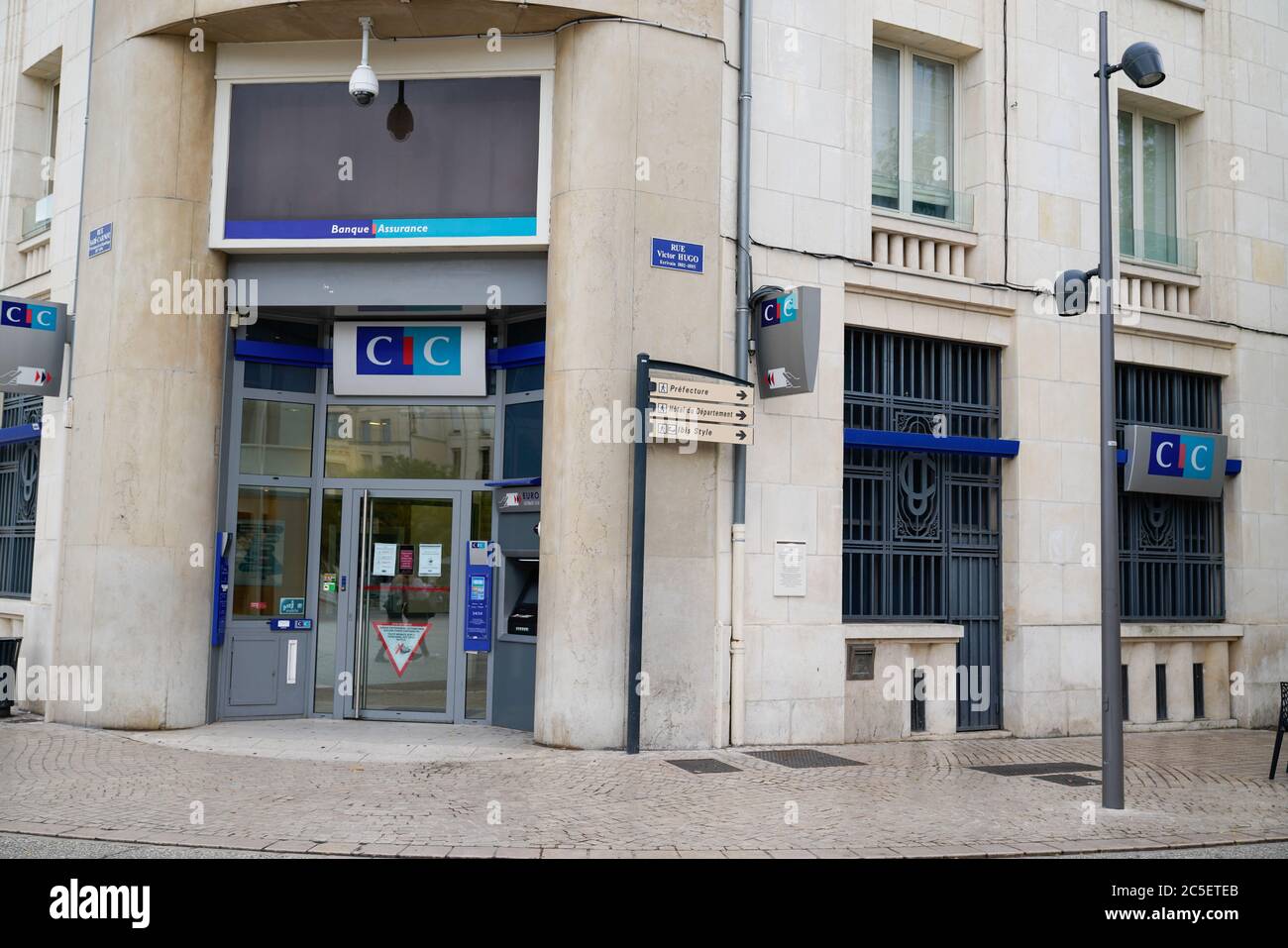 Credit industriel et commercial hi-res stock photography and images - Alamy