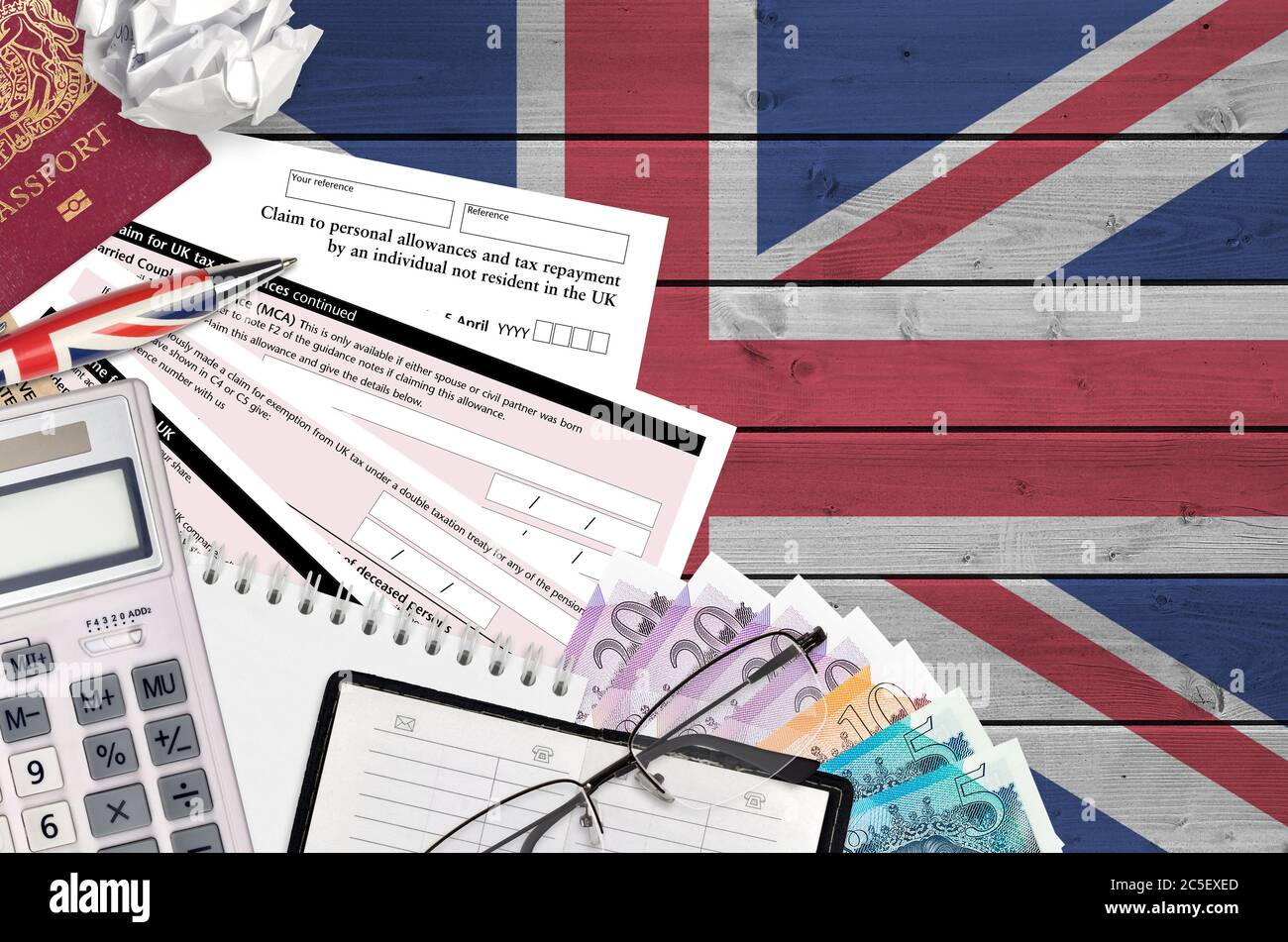 Benefit claim form uk hi-res stock photography and images - Alamy