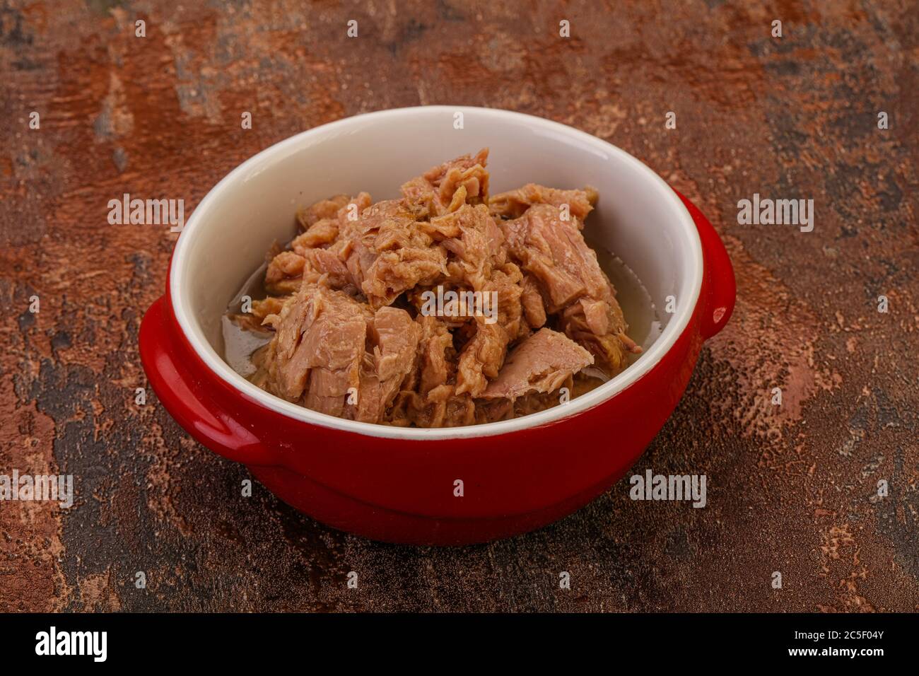 Canned tuna fish fillet for salad Stock Photo - Alamy