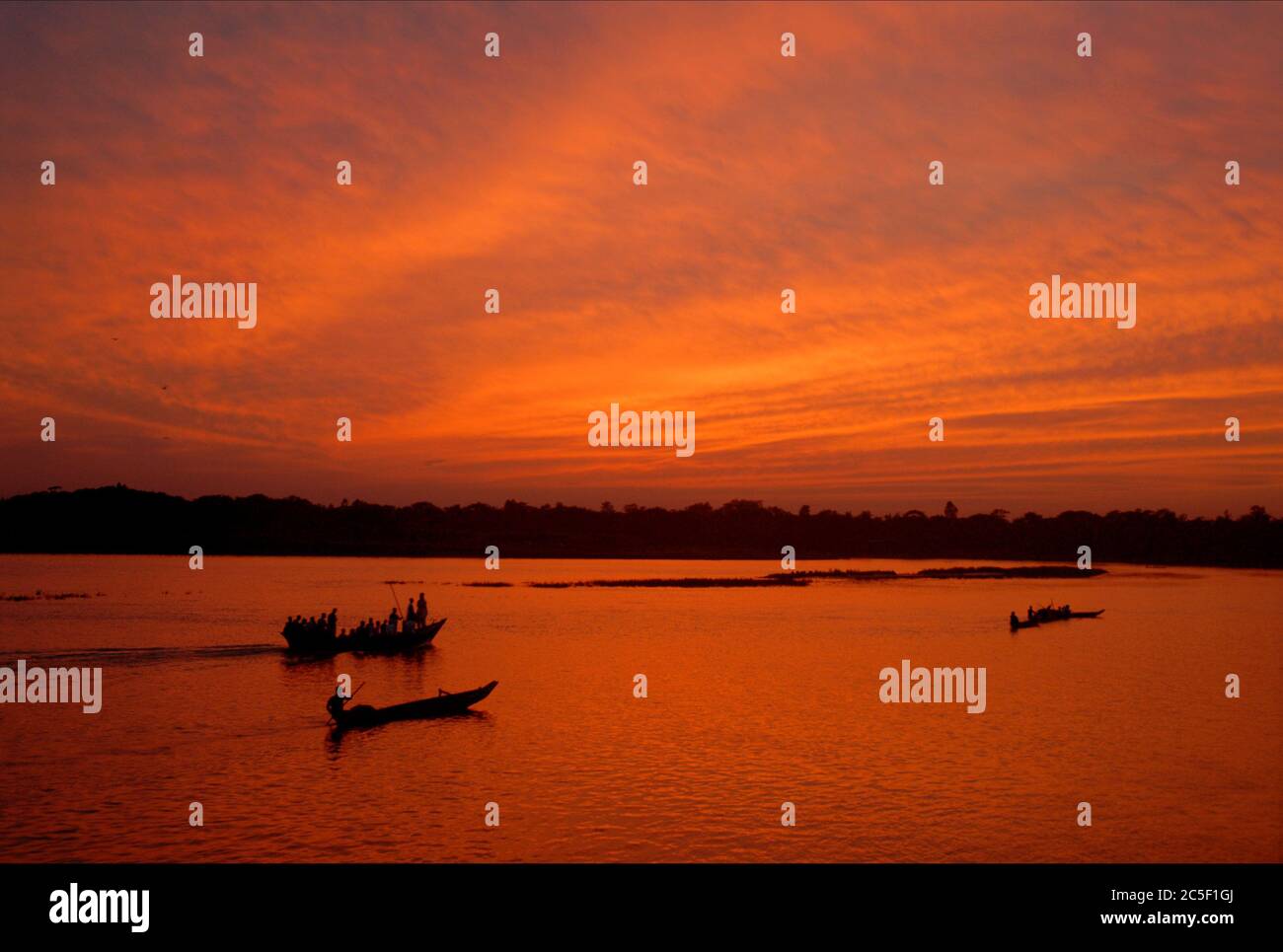 Shangu river hi-res stock photography and images - Alamy