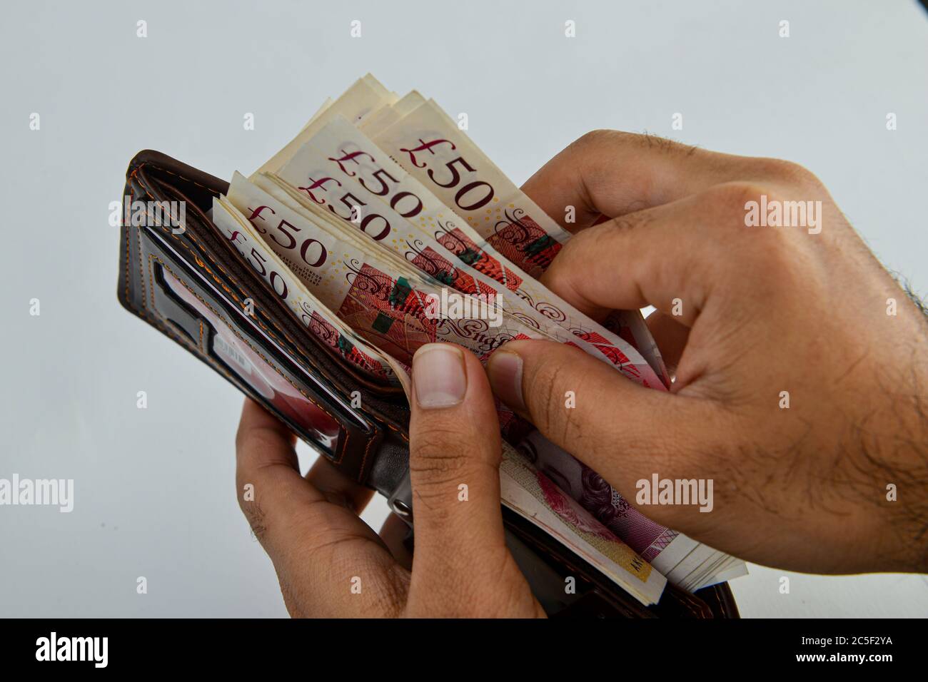 Fifty british pound paper banknote hi-res stock photography and images ...