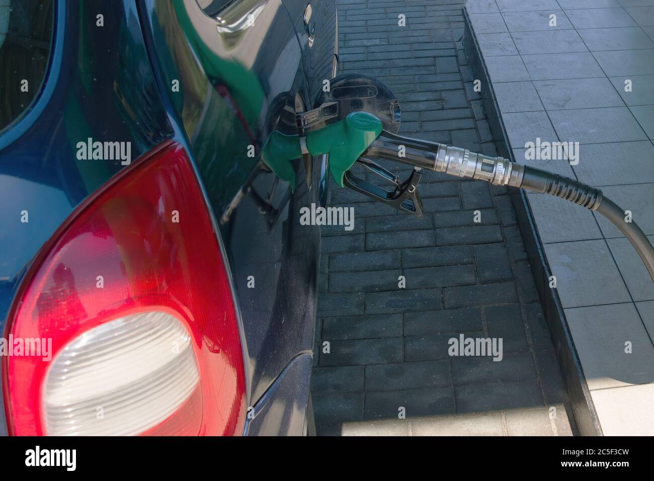 Diesel fueling hi-res stock photography and images - Alamy