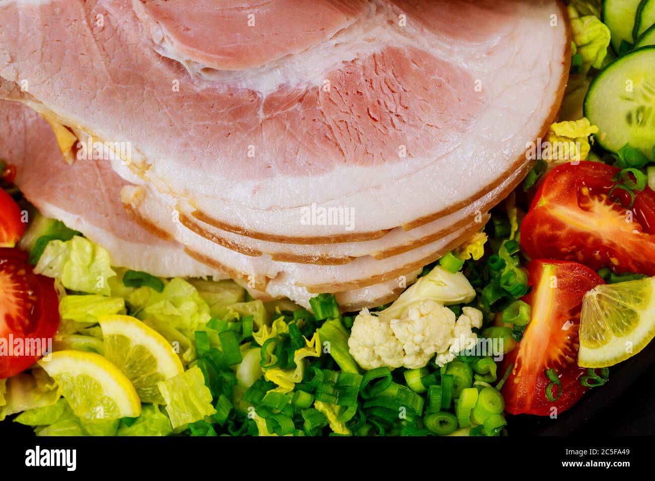 Honey Glazed Spiral Sliced Ham High Resolution Stock Photography and ...