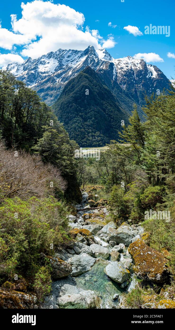 Routeburn hi-res stock photography and images - Alamy