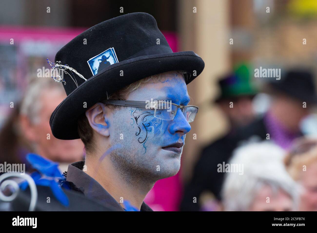 Traditional and Morris Dancing at Whitby Folk Week Stock Photo - Alamy