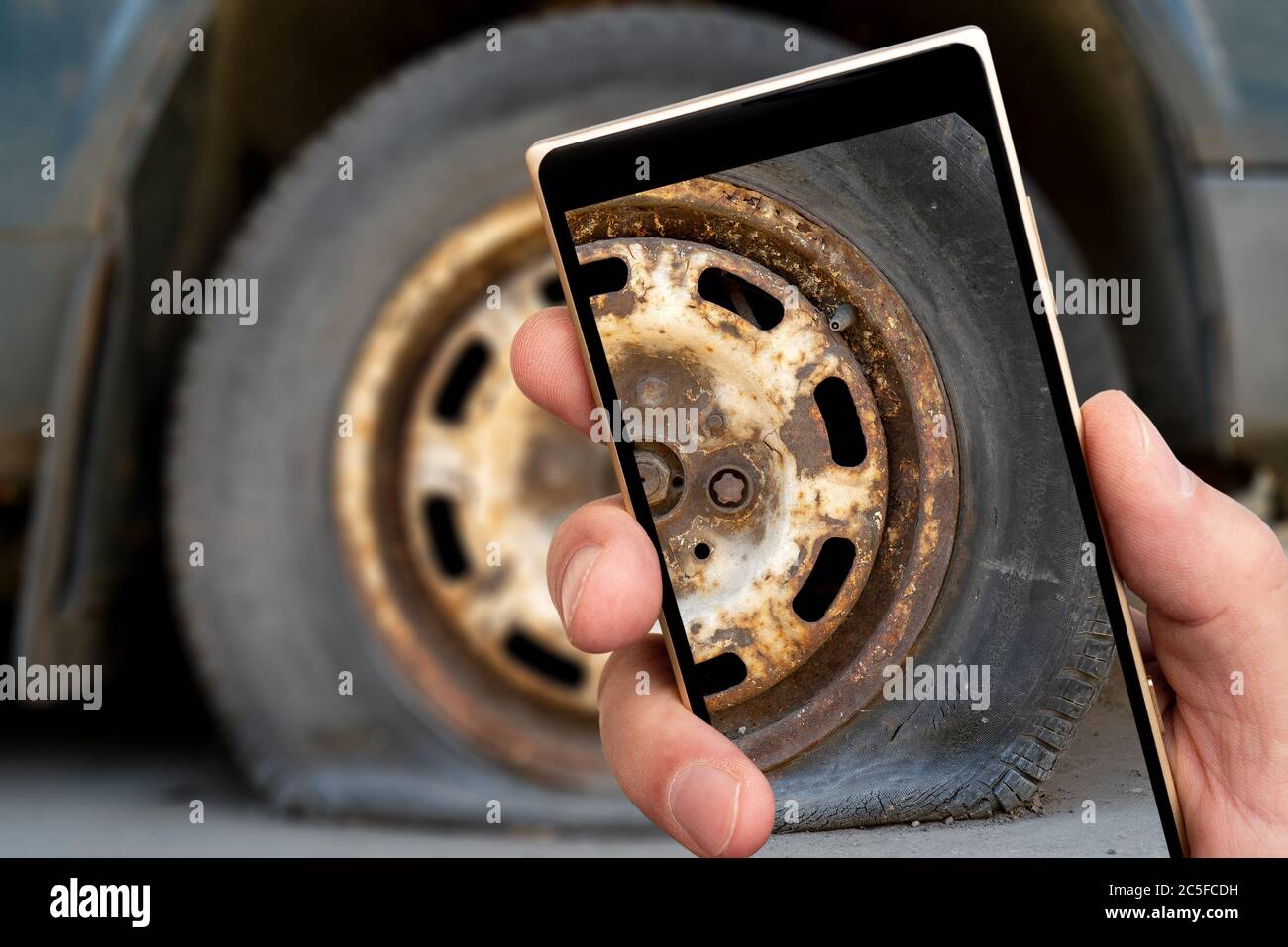Breaking wheel hi-res stock photography and images - Alamy