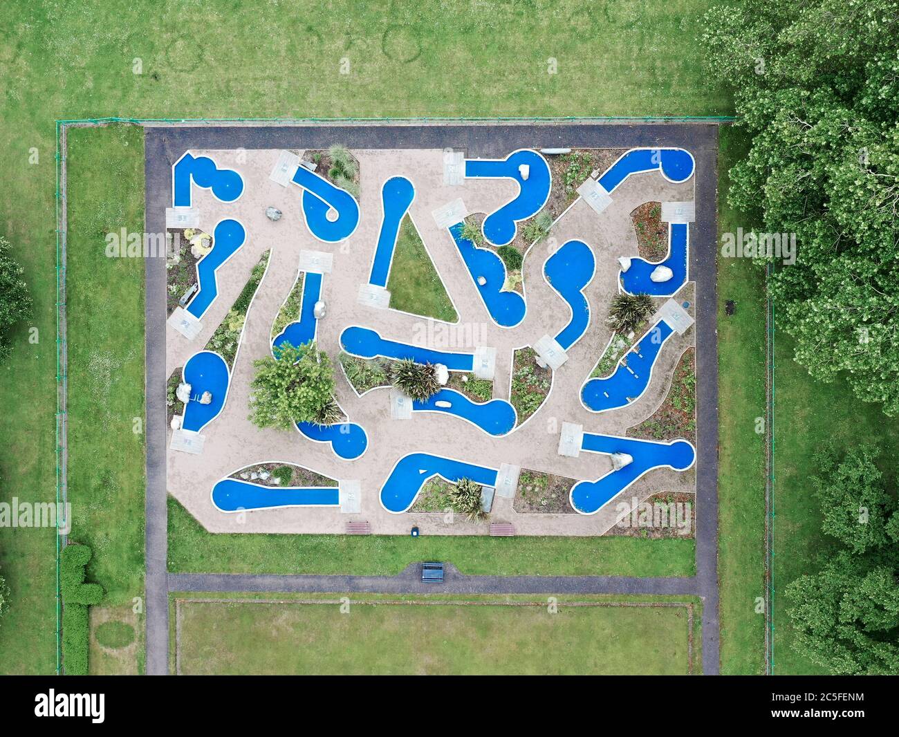 Golf miniature hi-res stock photography and images - Alamy