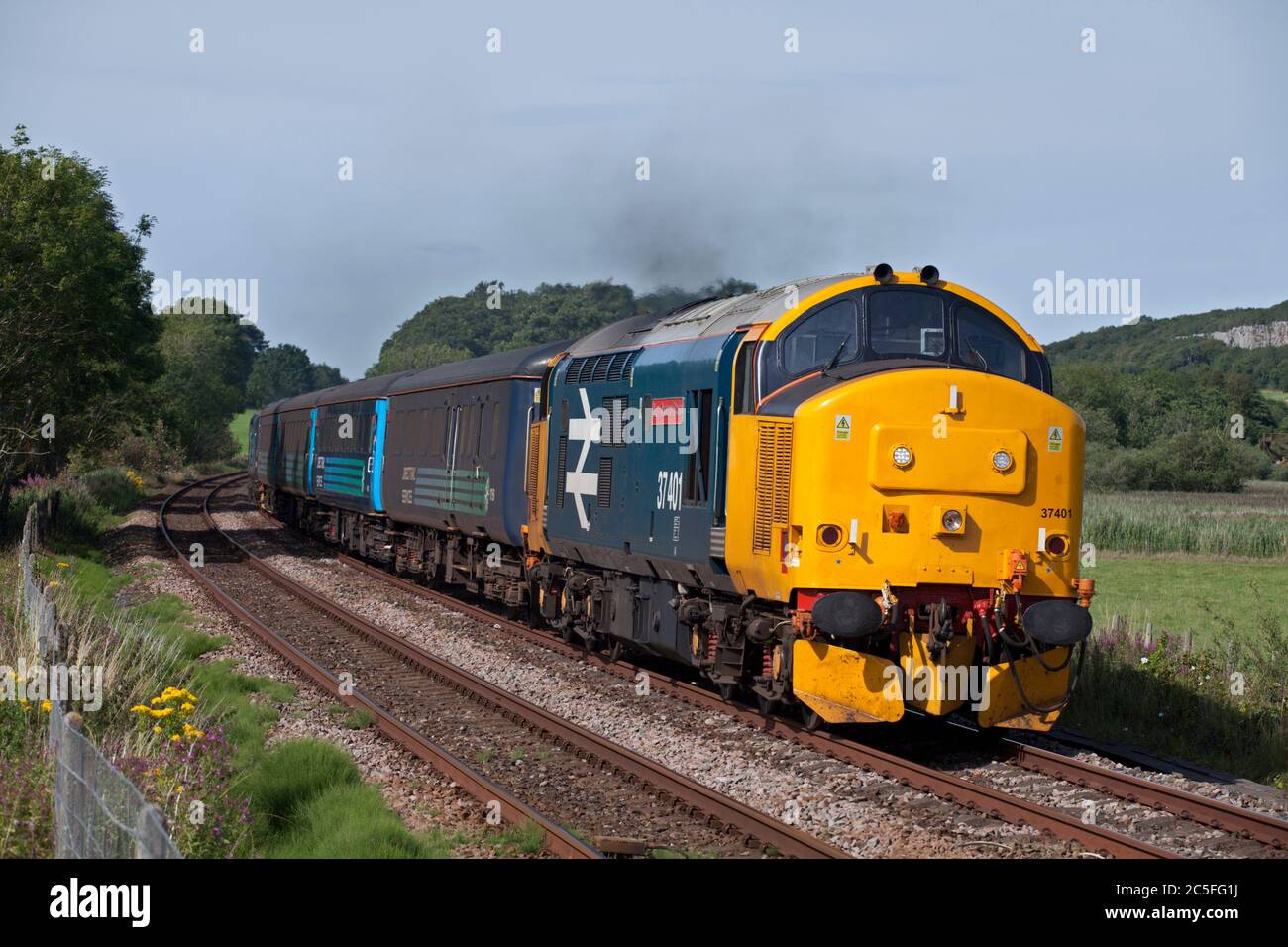 Class 37 diesel locomotive br hi-res stock photography and images - Alamy