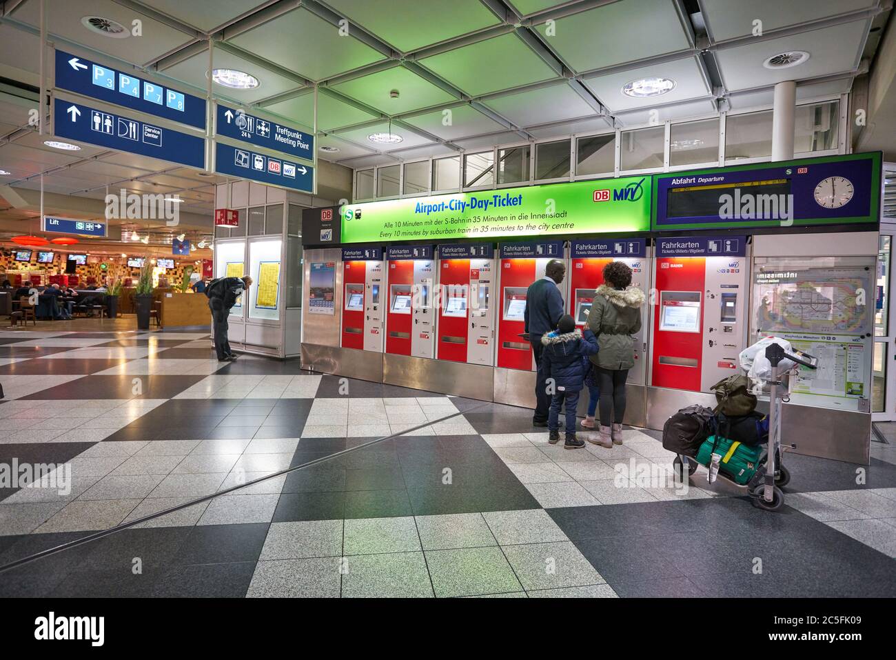 Self service ticket machines hi-res stock photography and images - Alamy