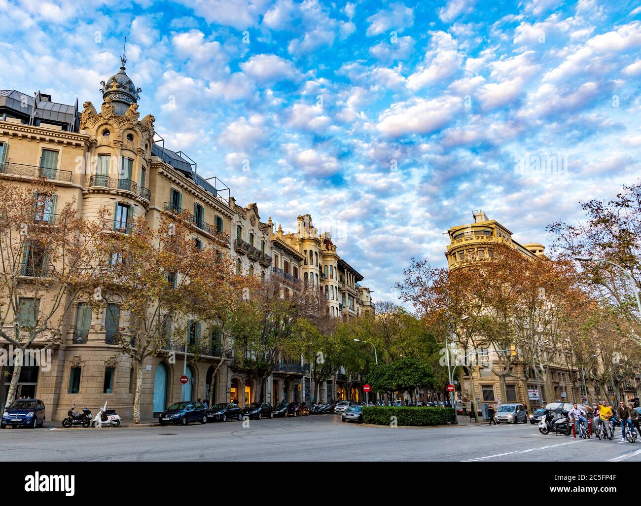 Typical barcelona square hi-res stock photography and images - Alamy