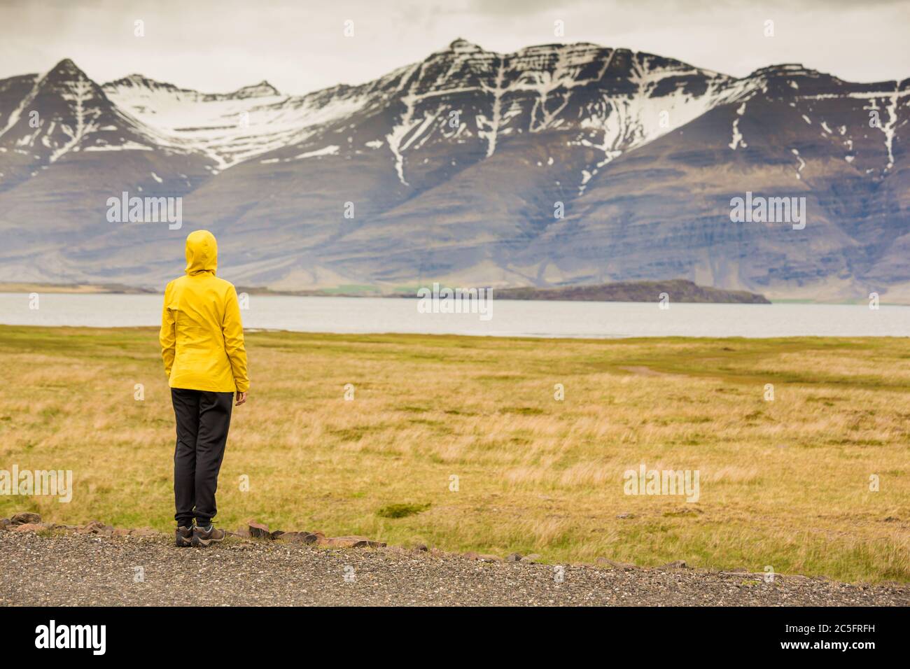 Beautiful woman contemplating the nature Stock Photo - Alamy