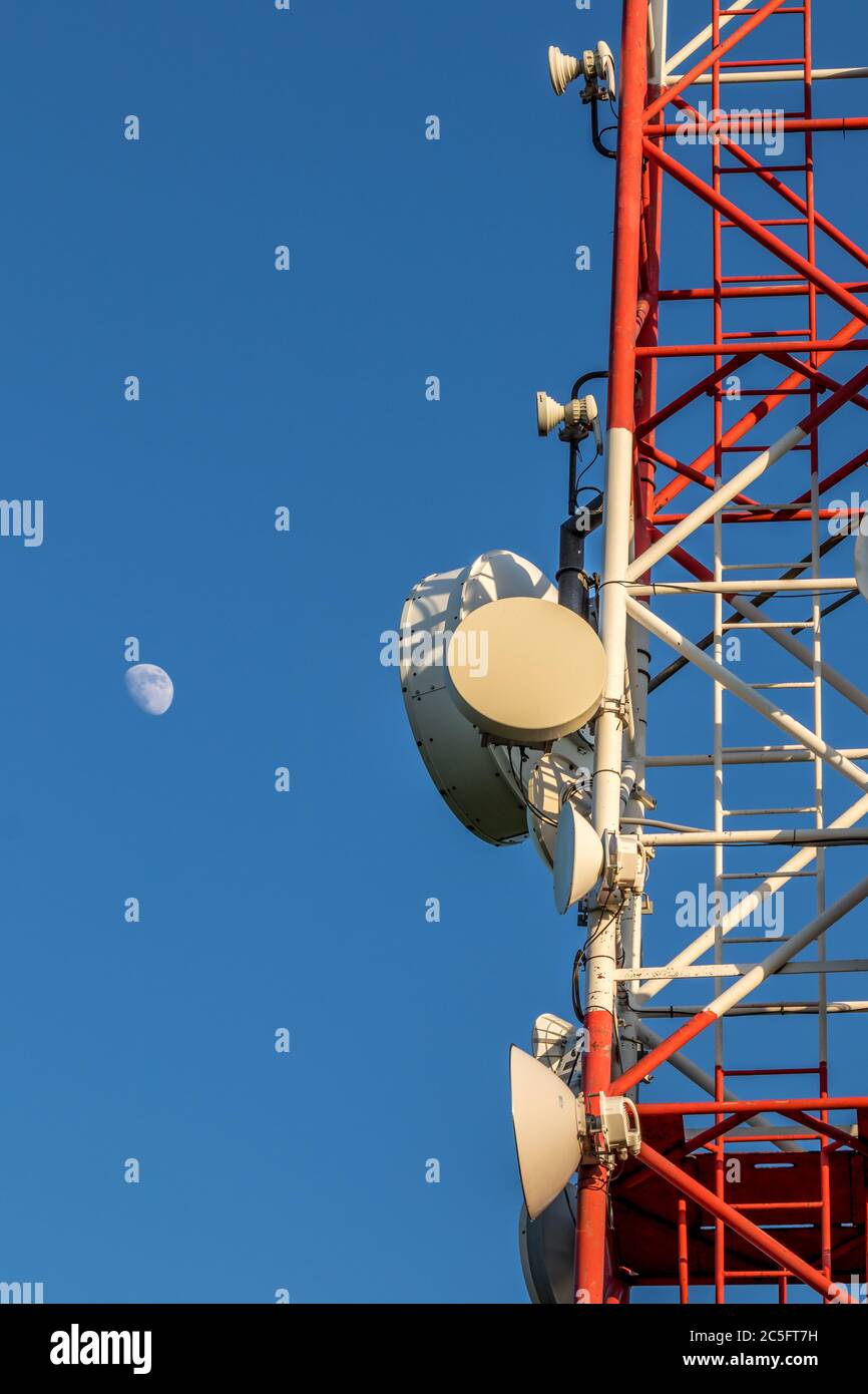 Telecommunications broadcasting tower parabolic dish hi-res stock ...