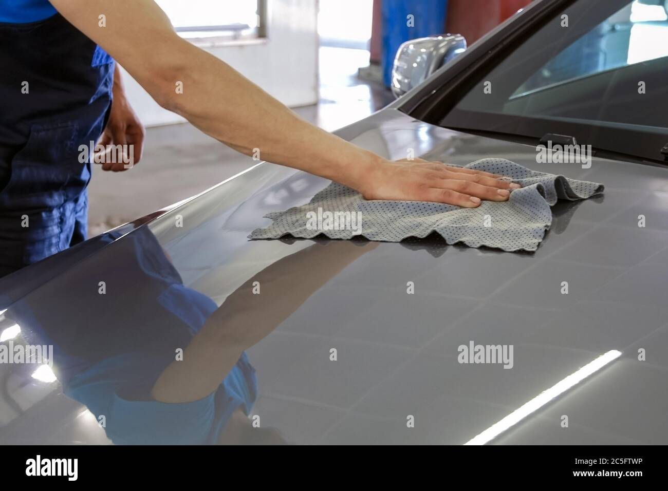 Car washing bonnet hi-res stock photography and images - Alamy