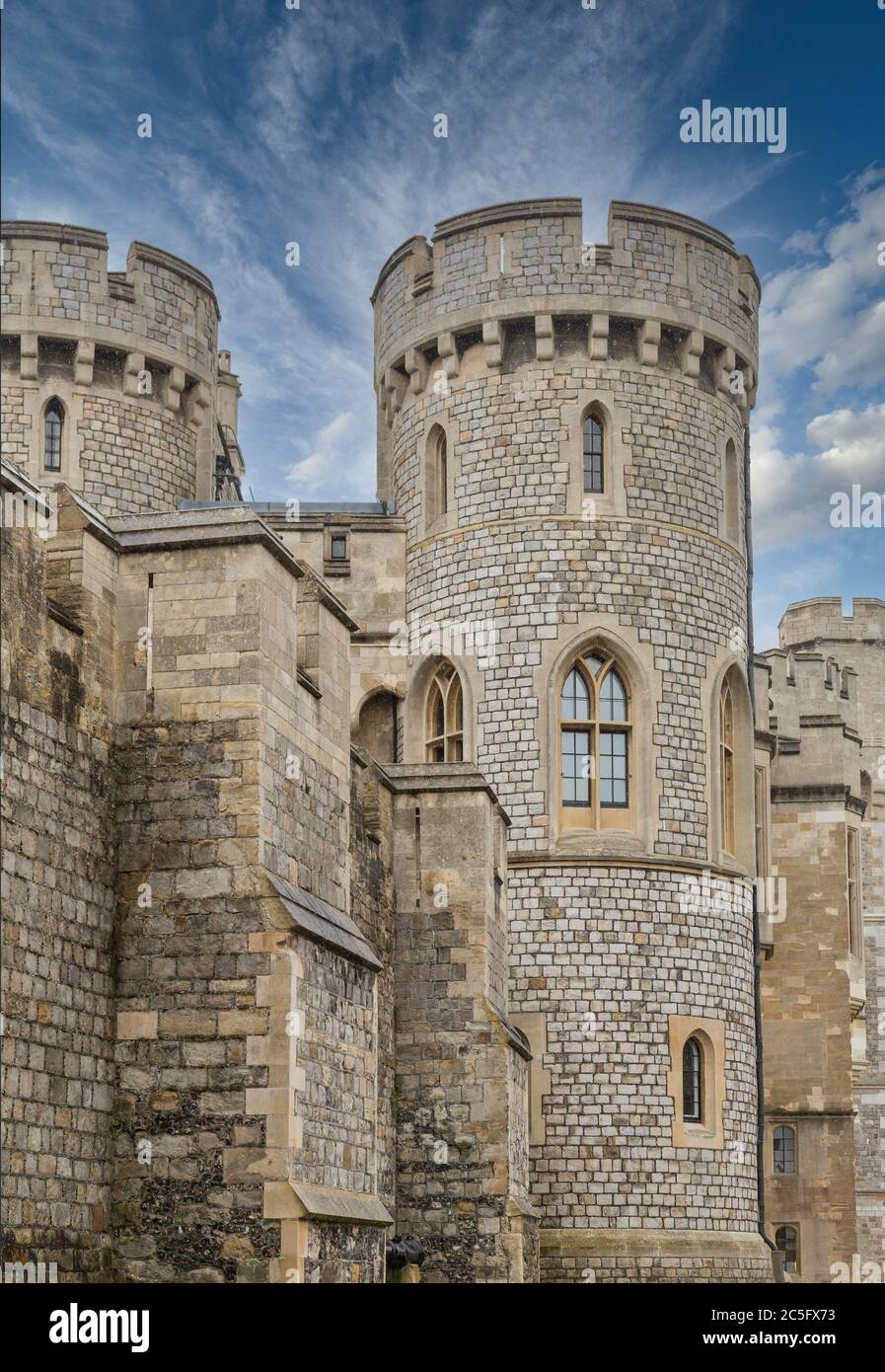 English castle towers hi-res stock photography and images - Alamy