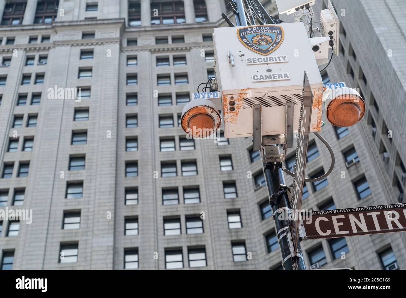 Nypd security camera hi-res stock photography and images - Alamy