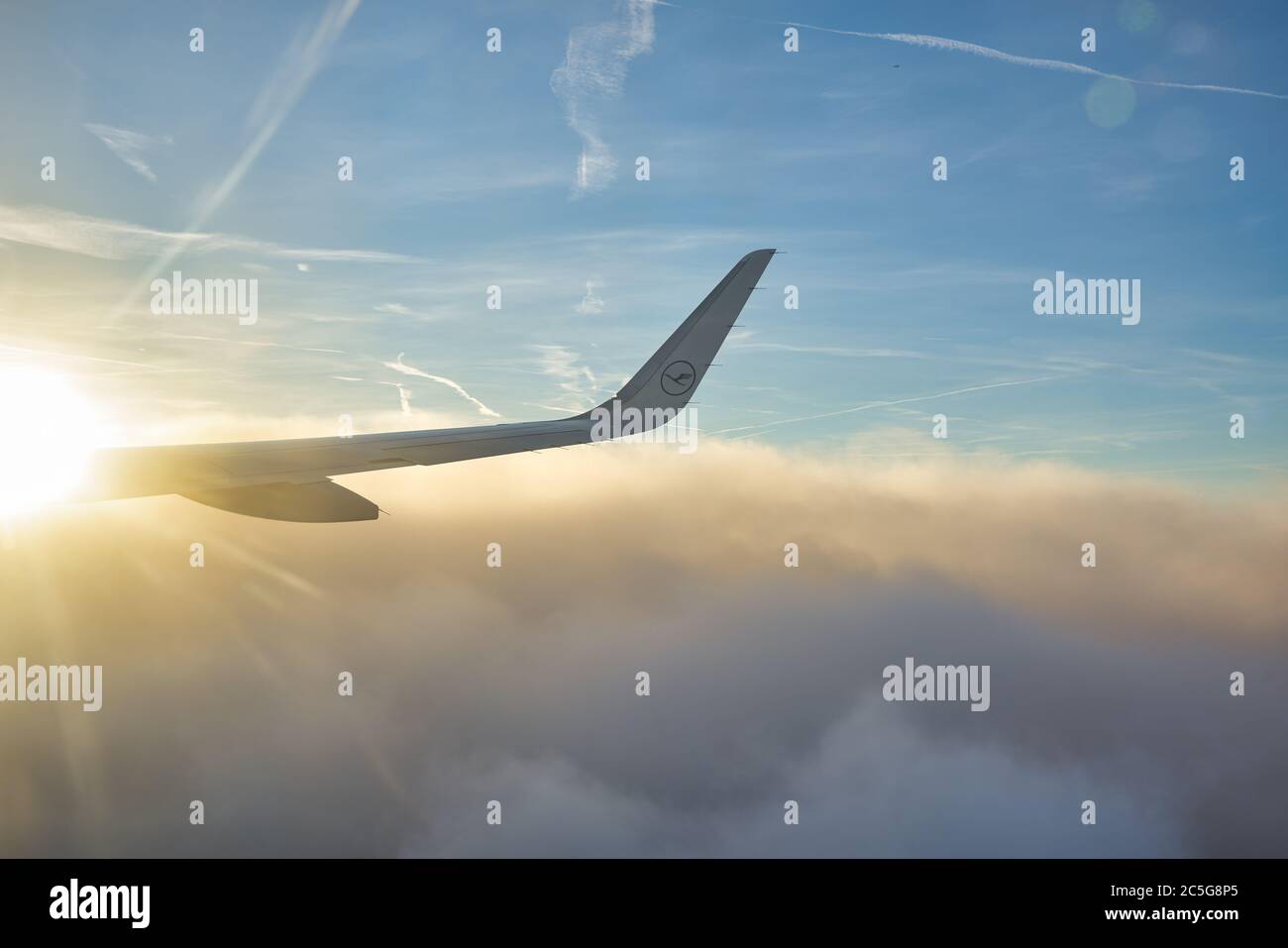 Airbus a320 200 winglet hi-res stock photography and images - Alamy