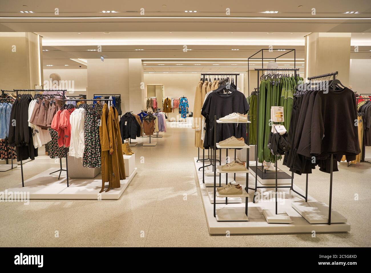 MOSCOW, RUSSIA - SEPTEMBER 14, 2019: interior shot of Zara store in ...