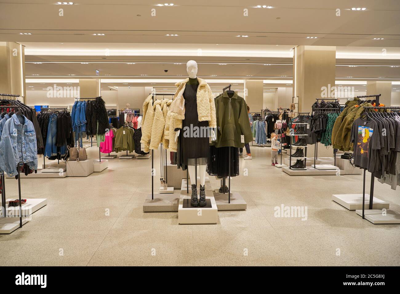 MOSCOW, RUSSIA - SEPTEMBER 14, 2019: interior shot of Zara store in ...