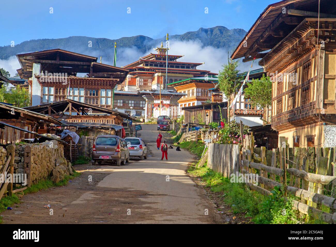 The village of Gangtey above the Phobjikha Valley Stock Photo - Alamy