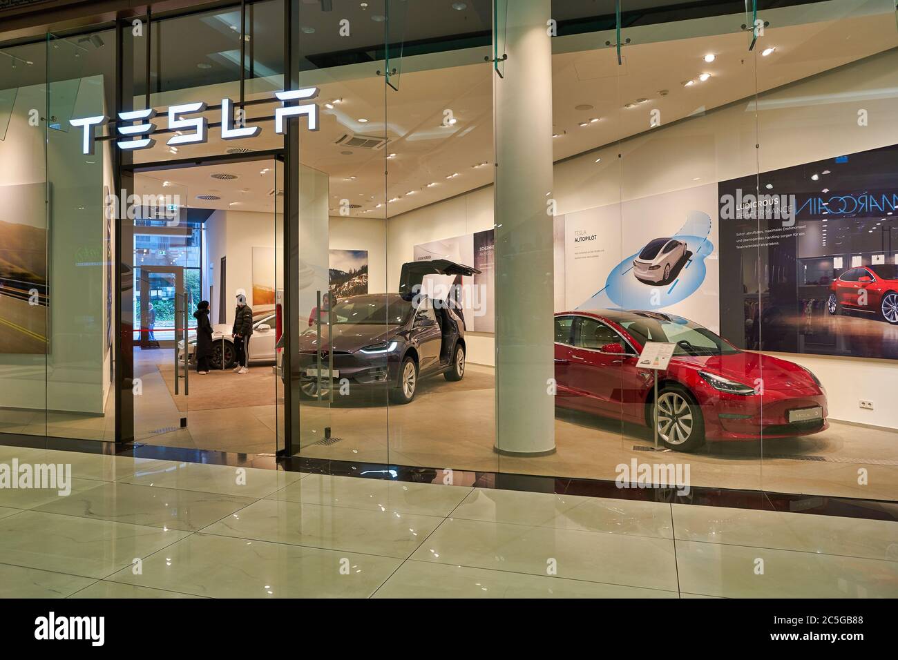 Tesla Berlin High Resolution Stock Photography and Images - Alamy