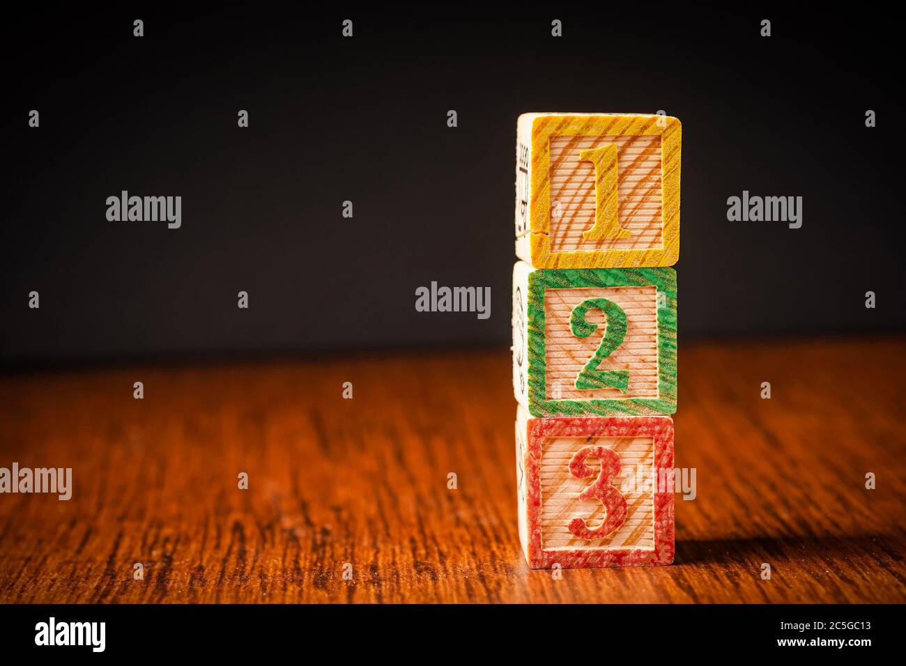 Children wooden blocks 123 hi-res stock photography and images - Alamy