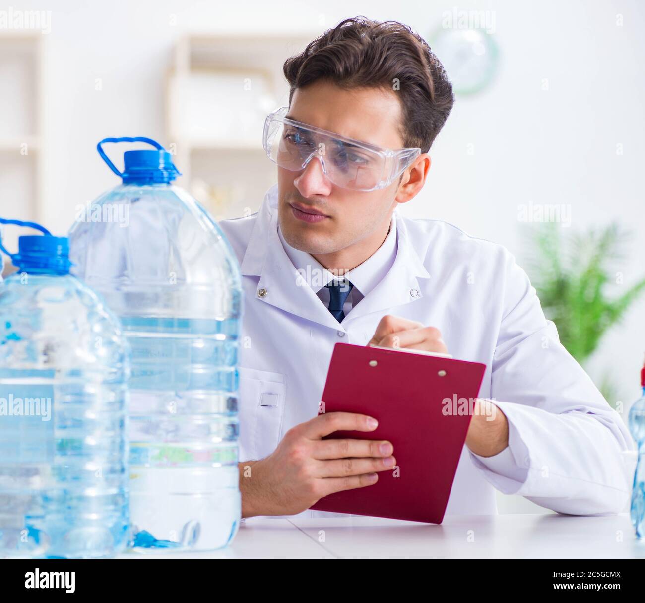 Testing lab mineral water hi-res stock photography and images - Alamy