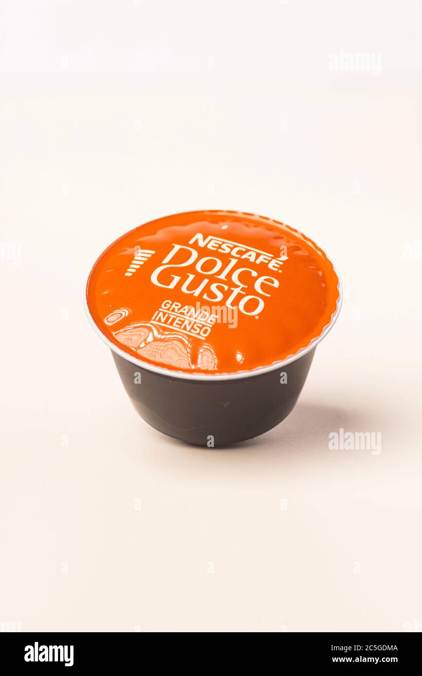 Nestle dolce gusto hi-res stock photography and images - Alamy