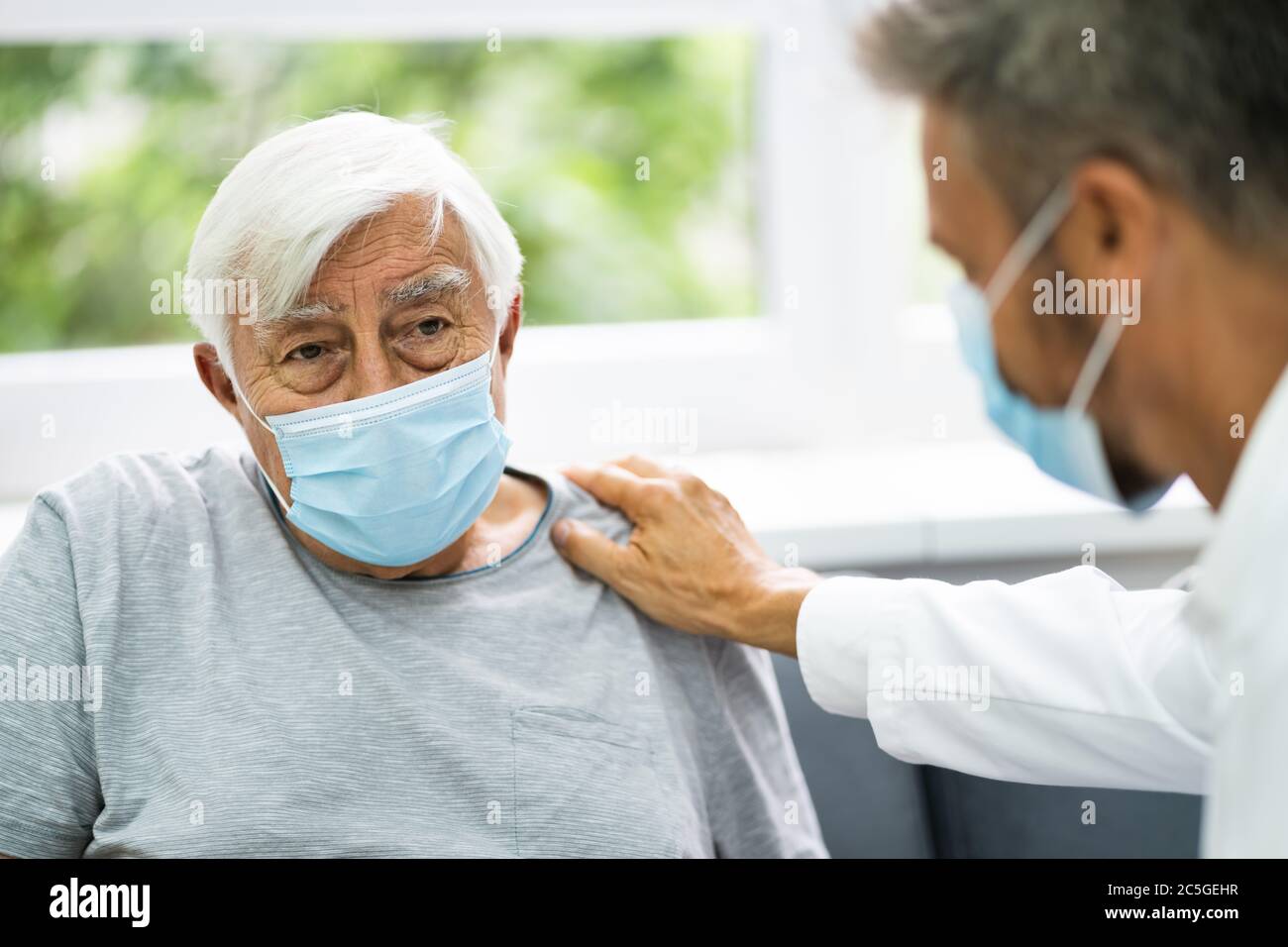 Caring for elderly at home hi-res stock photography and images - Alamy